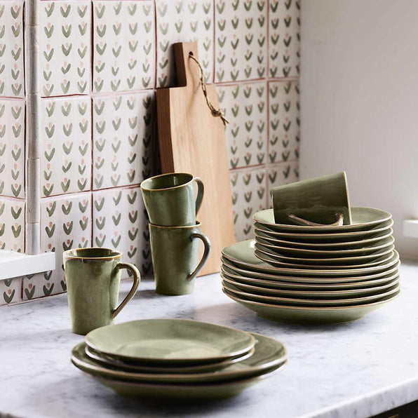 Coffee Mugs & Tea cups | Crate & Barrel